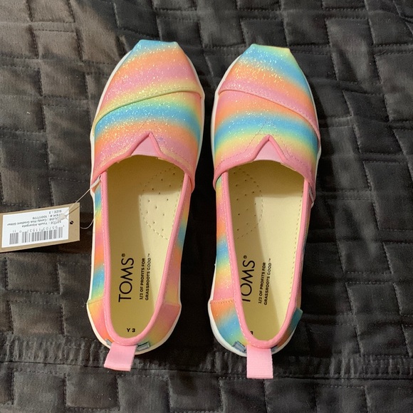 Toms | Shoes | New With Tags And In Box Toms Size 3 Girls Rainbow Shoe ...